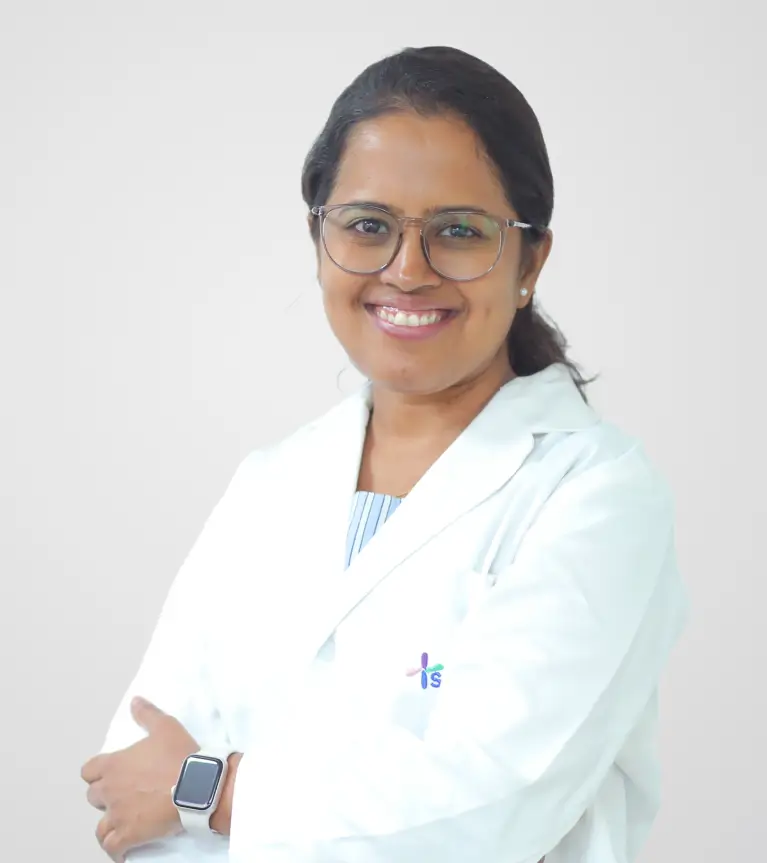 Dr.Divya Hirolli | Critical Care Doctor in Bangalore |Sakra World Hospital